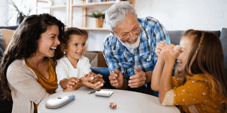 Kaste Gris – Sjovt, simpelt og fyldt med grin for hele familien ...